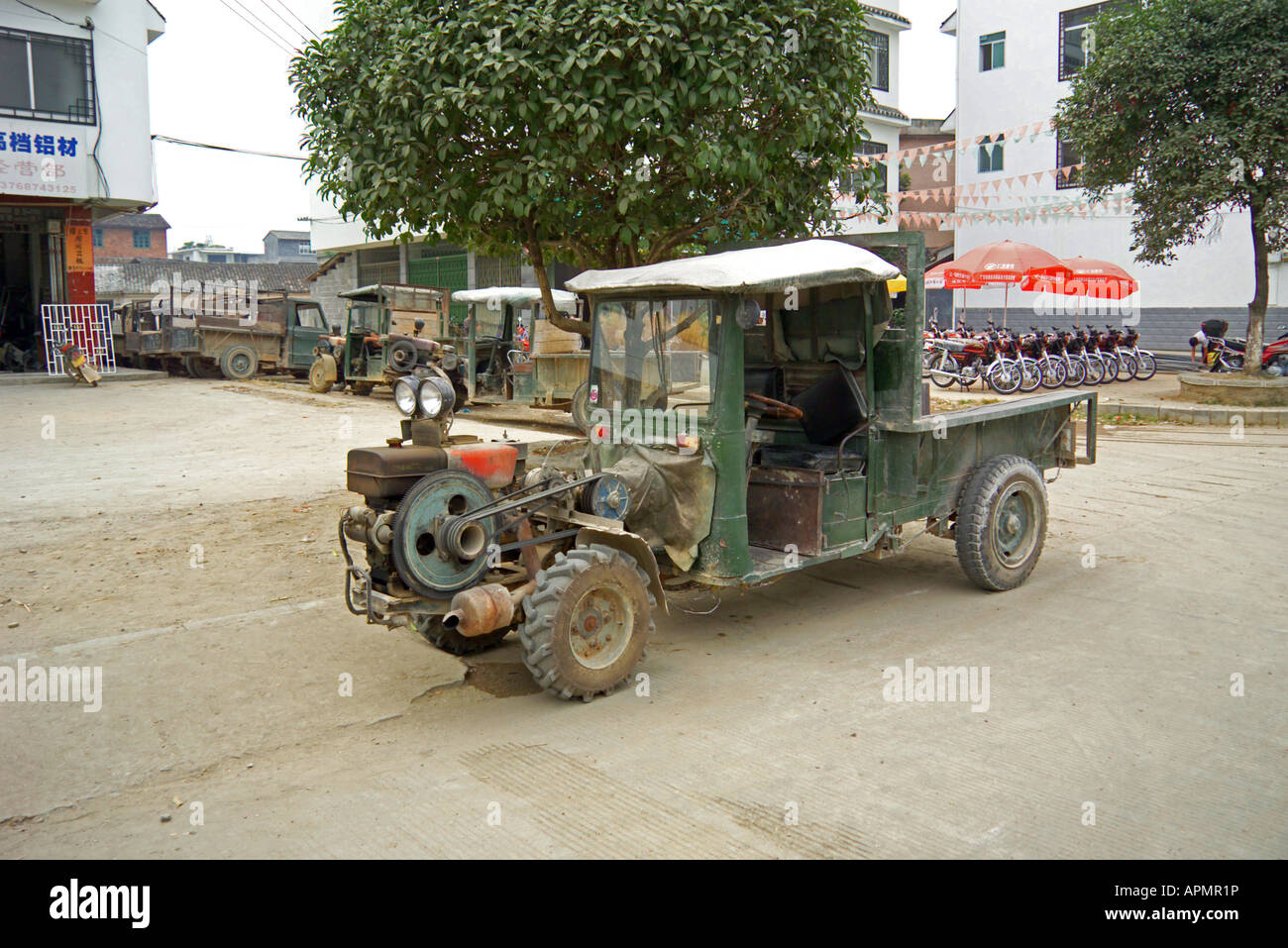 Chinese transport hi-res stock photography and images - Alamy