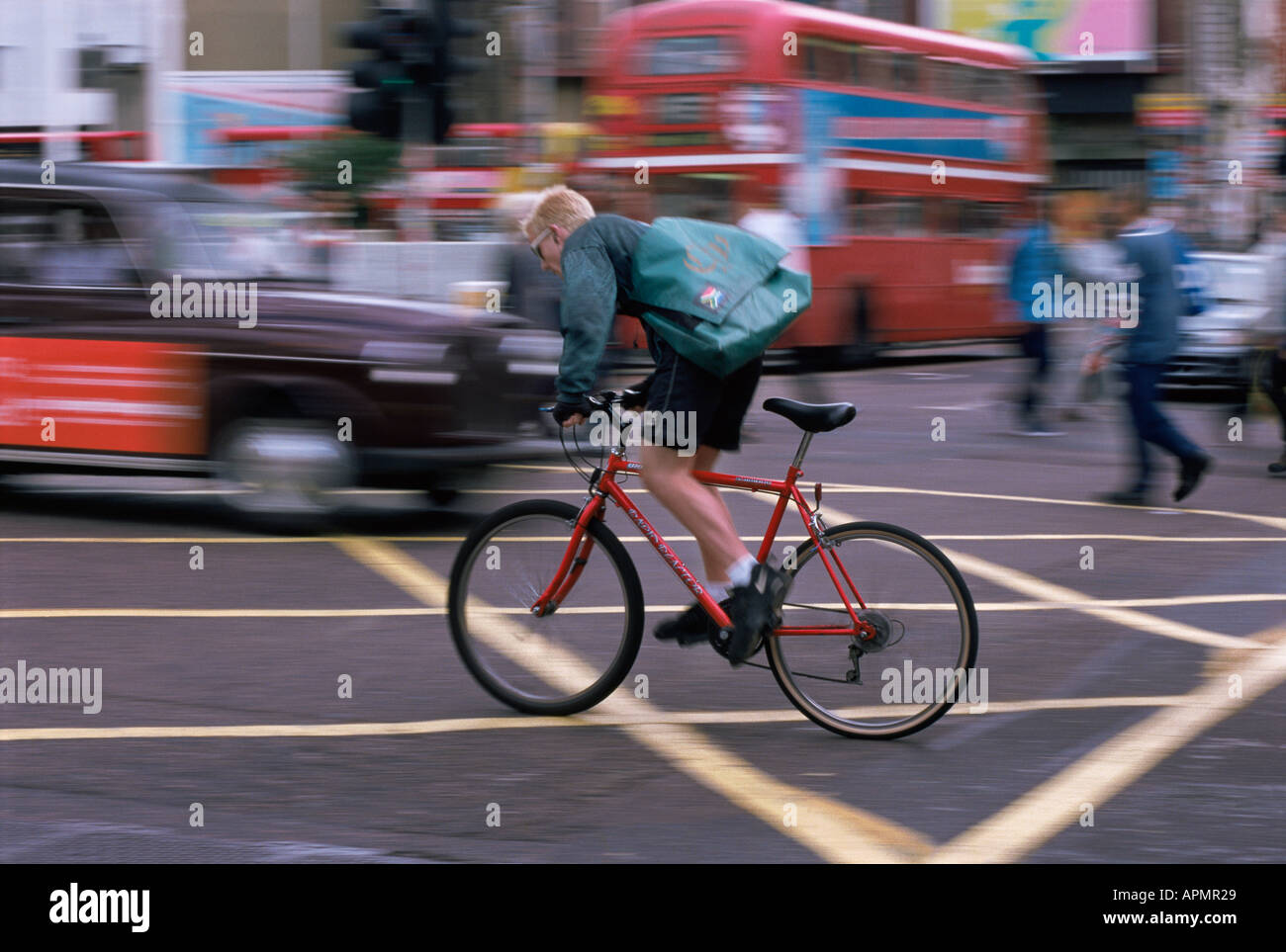 Cyclist cycle green taxi hi-res stock photography and images - Alamy