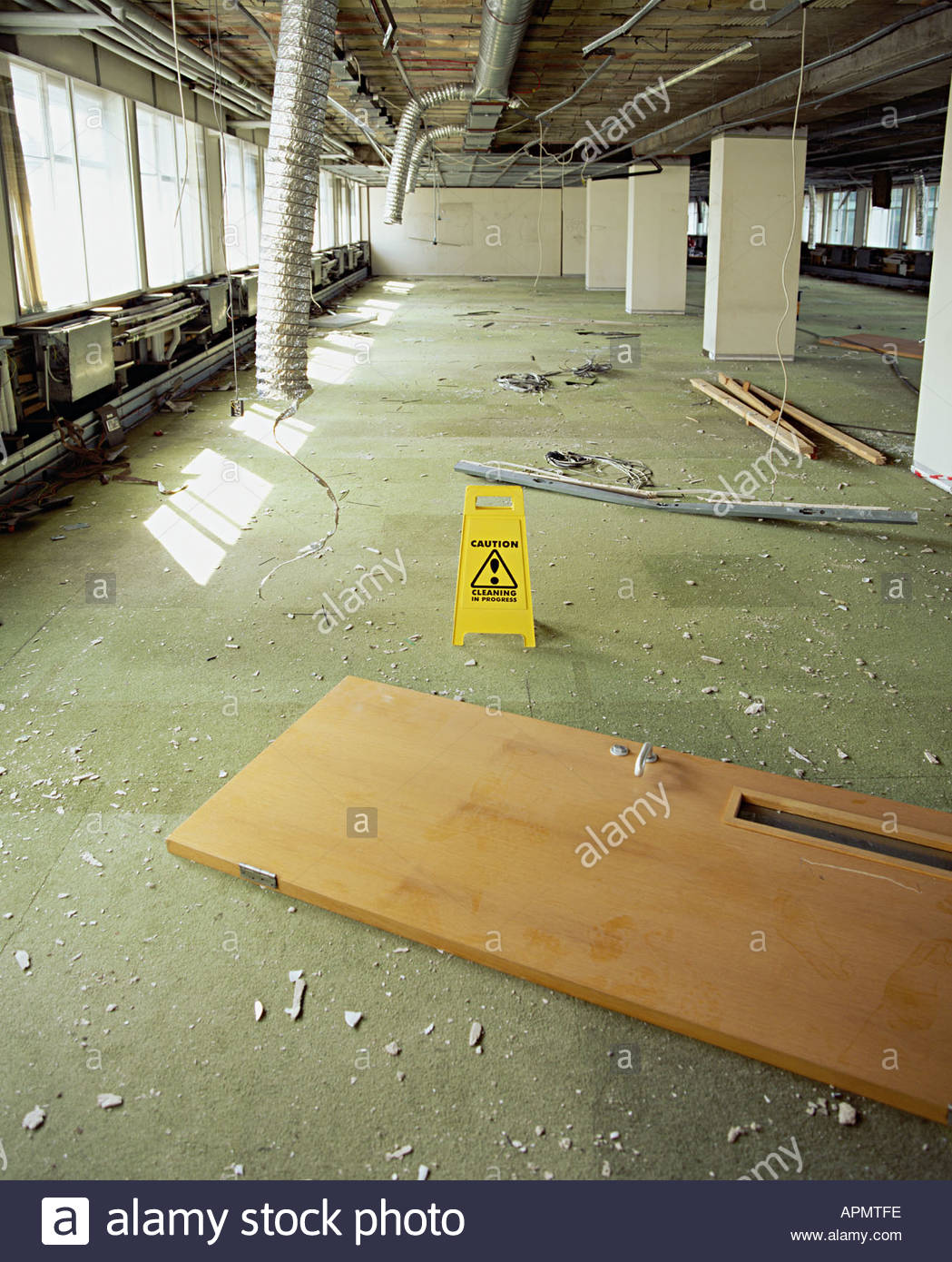 Broken Doors Stock Photos & Broken Doors Stock Images - Alamy