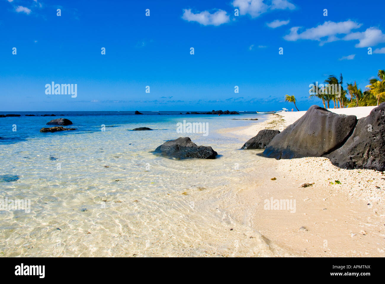 Blue bay mauritius snorkeling hi-res stock photography and images - Alamy