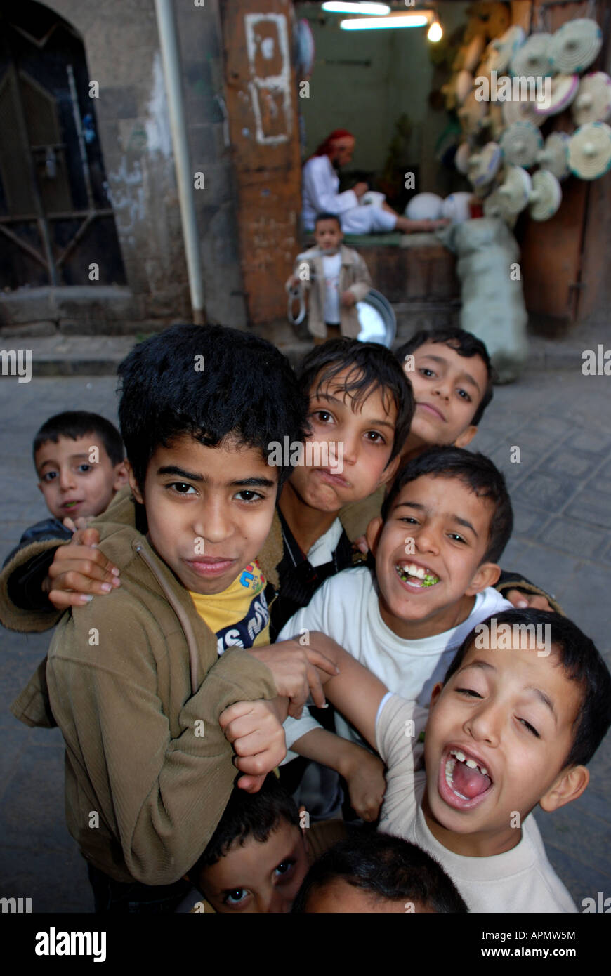 Children of yemen hi-res stock photography and images - Alamy