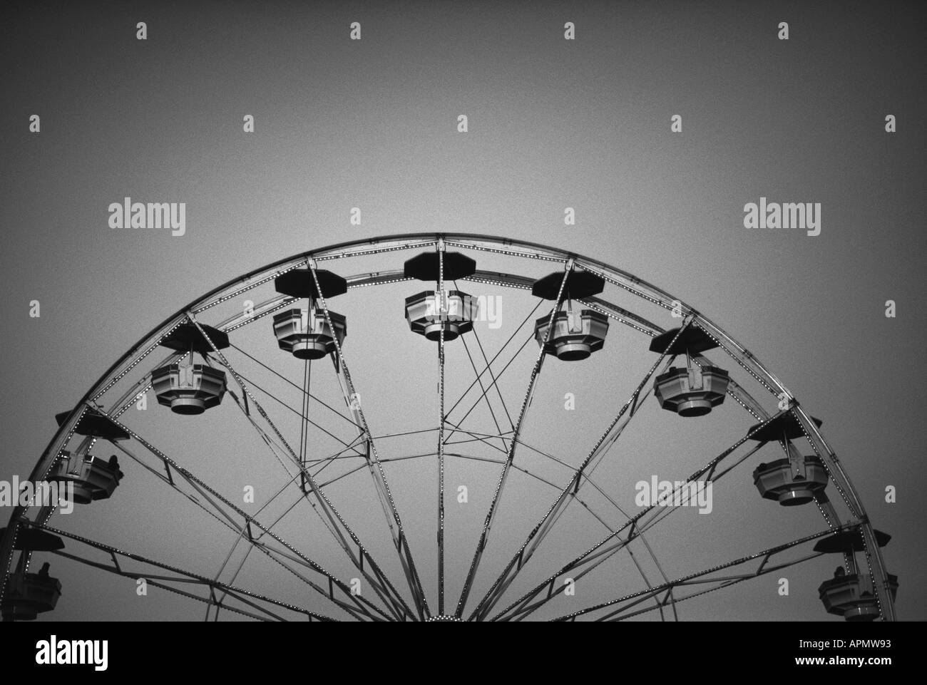 Ferris wheel symmetry hi-res stock photography and images - Alamy