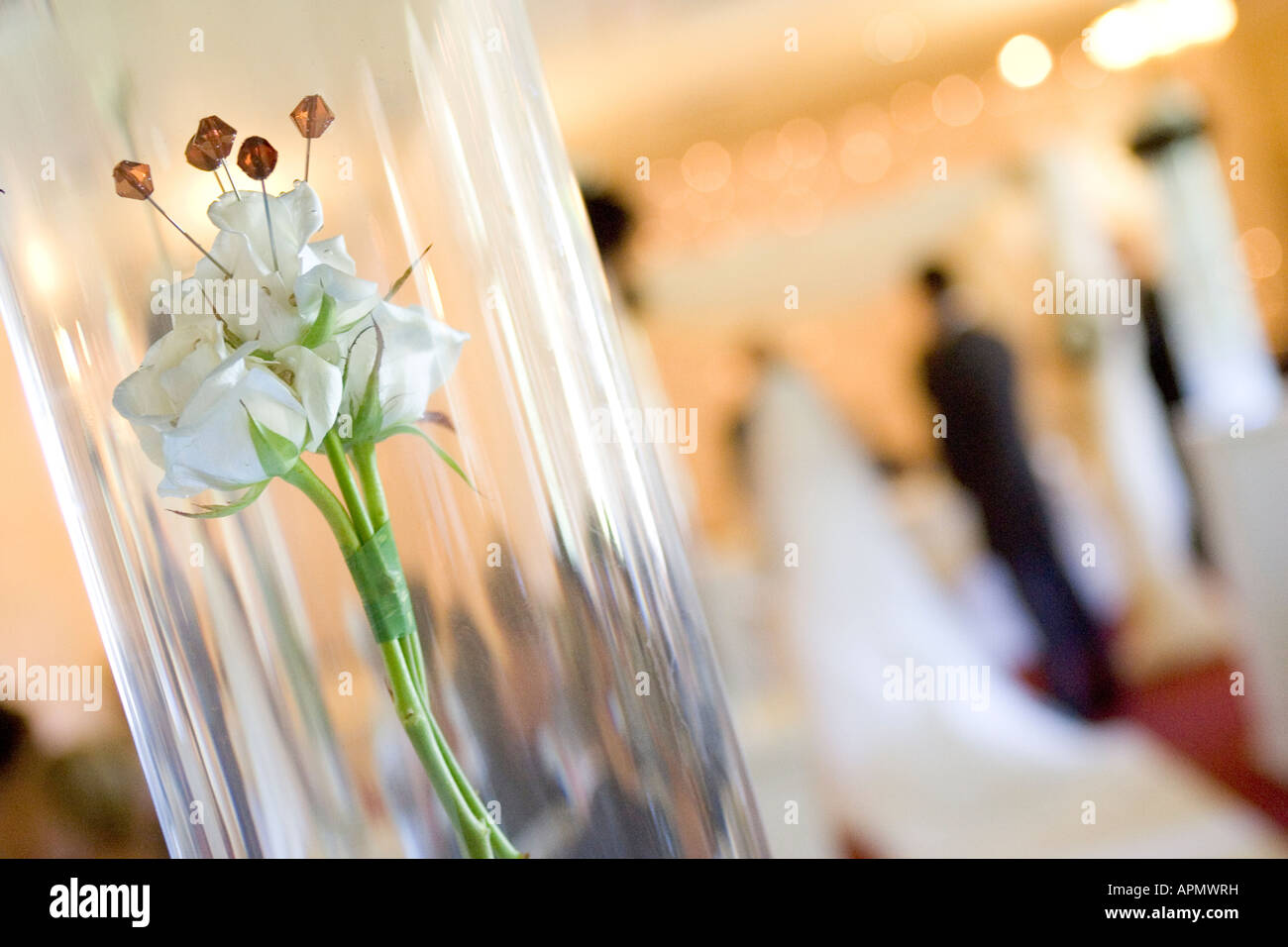 Wedding church bride vicar hi-res stock photography and images - Alamy