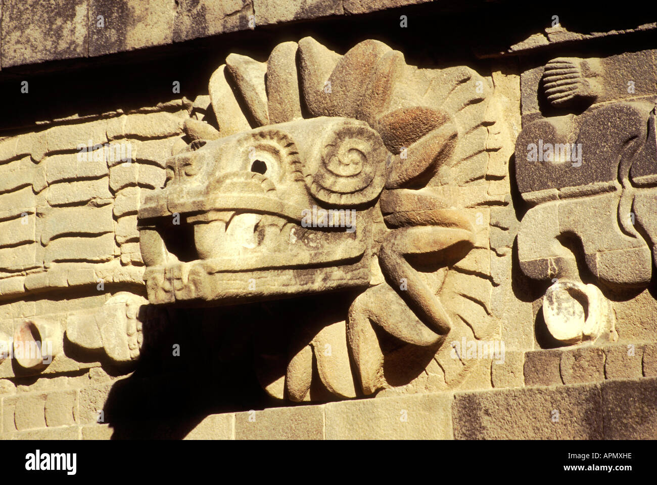 Quetzalcoatl Carving Stock Photos & Quetzalcoatl Carving Stock Images ...