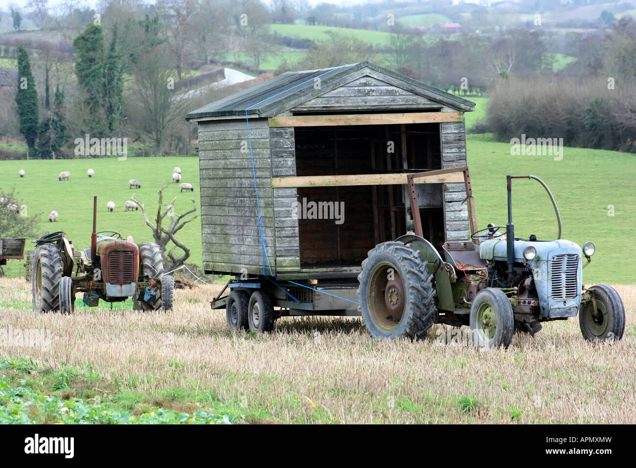Tractors ireland hi-res stock photography and images - Alamy