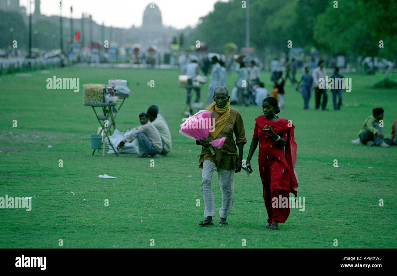 INDIA DELHI THE RAJPATH BETWEEN THE INDIA GATE AND THE RASHTRAPATI ...