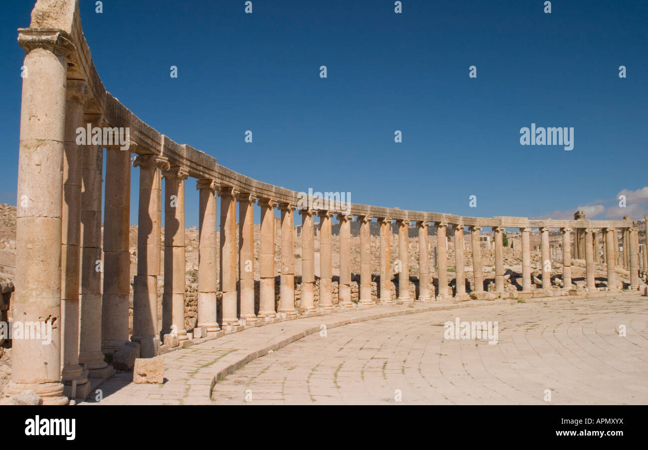 Columns, Oval Plaza, Jerash, Jordan Stock Photo - Alamy