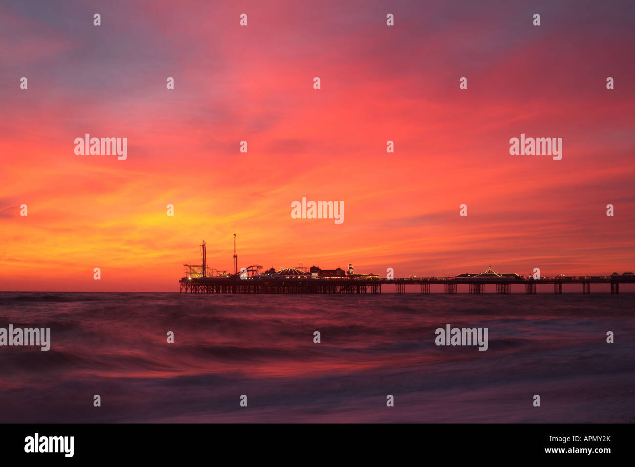 Brighton pier winter hi-res stock photography and images - Alamy
