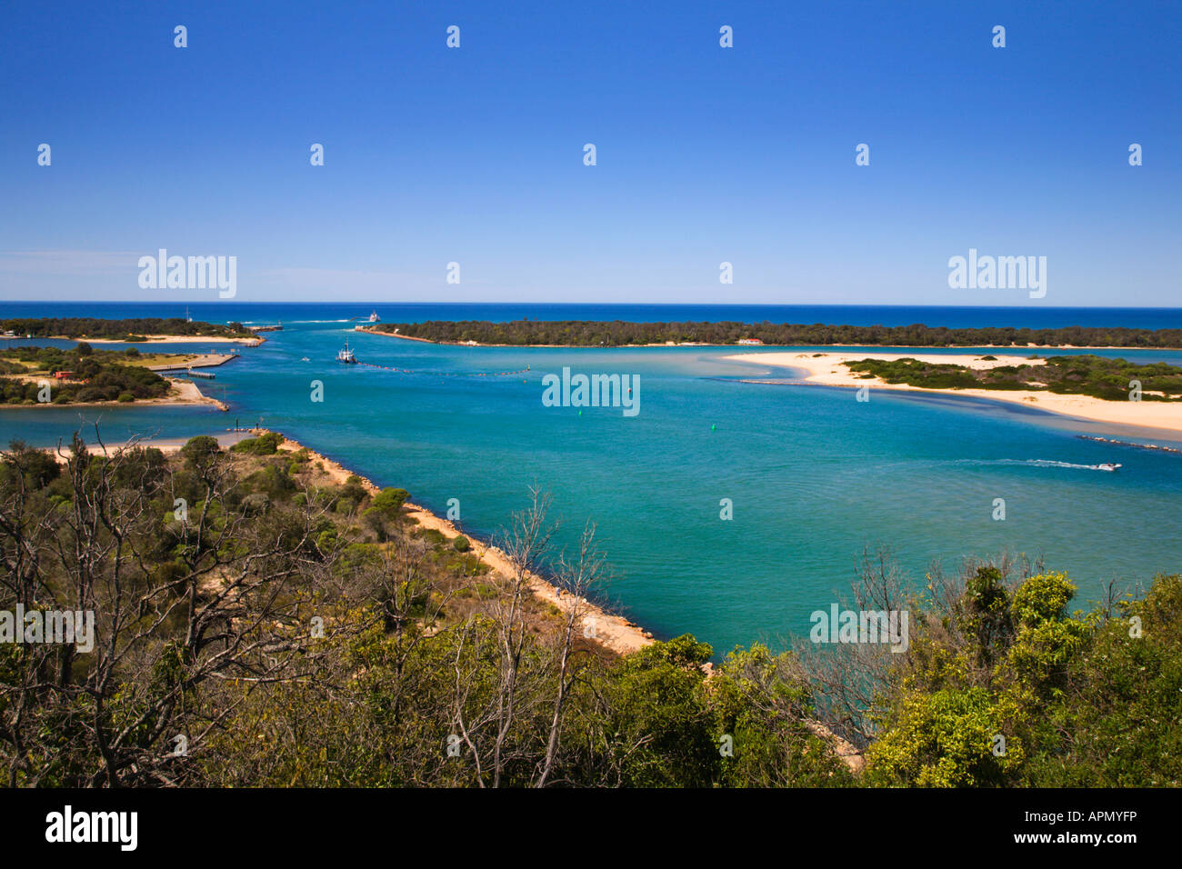 Lakes entrance vic hi-res stock photography and images - Alamy