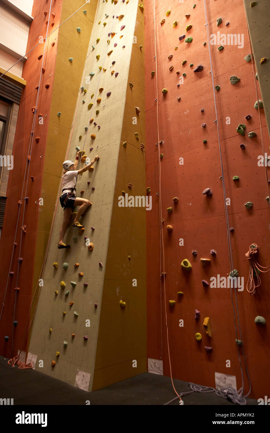 Rock climbing inside uk hi-res stock photography and images - Alamy