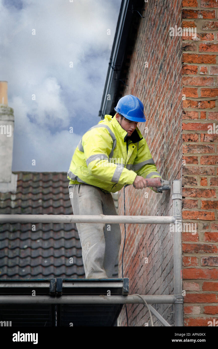 Scaffold brickwork grinding renovation repairs hi-res stock photography ...