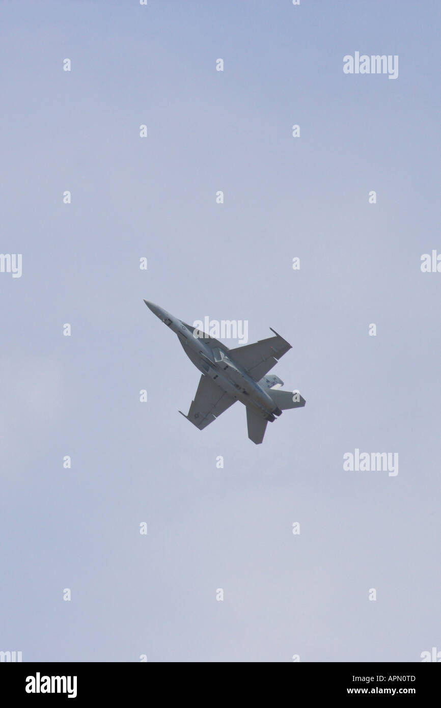 F18 escort hi-res stock photography and images - Alamy