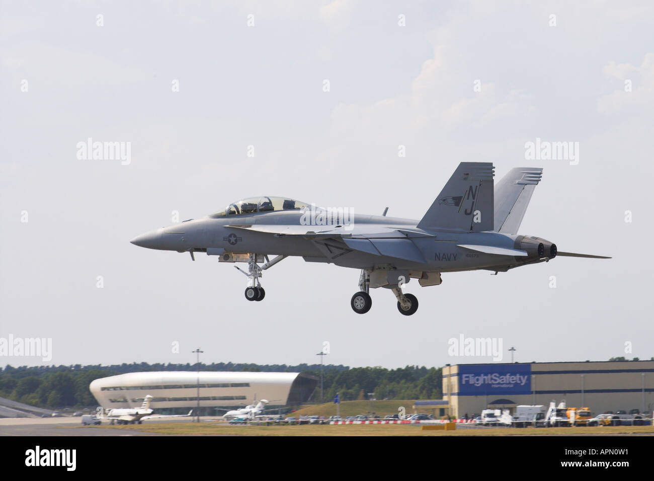 F18 aircraft fighter canopy hi-res stock photography and images - Alamy