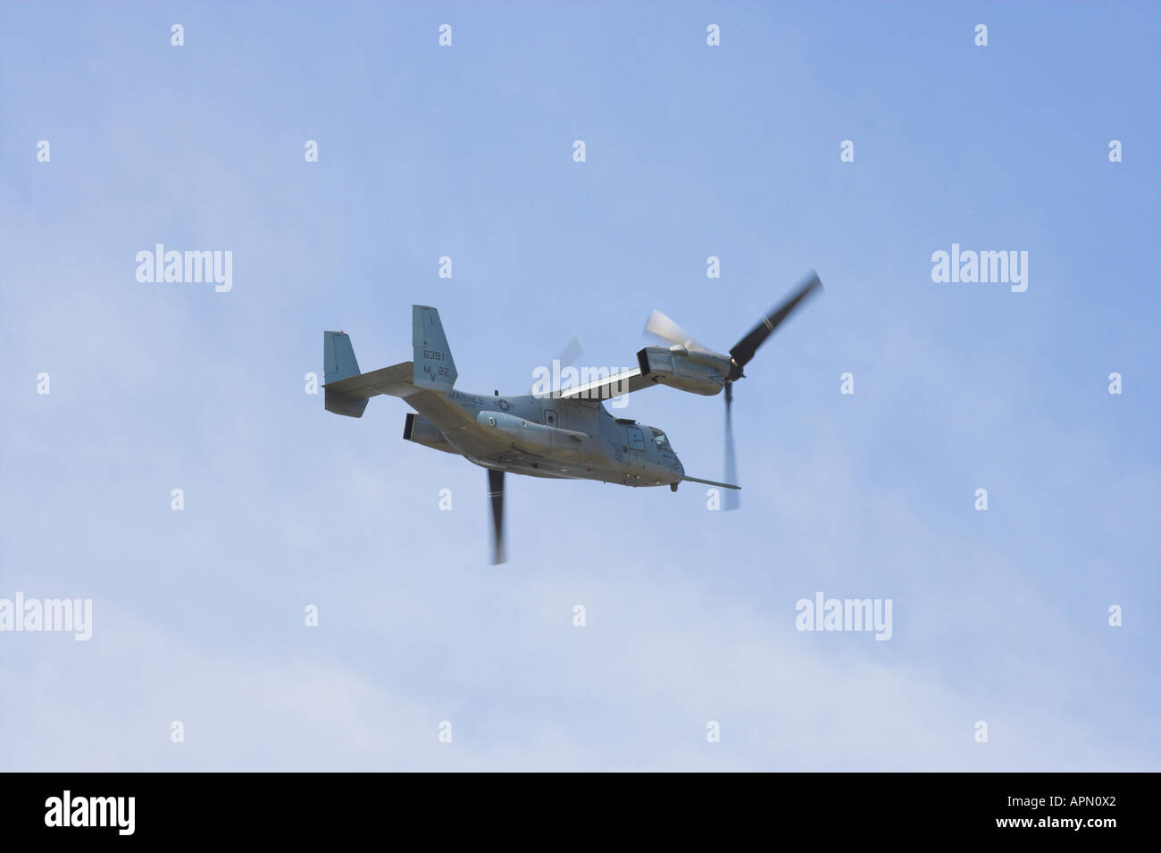 Osprey V22 flying at Farnborough 2006 Stock Photo - Alamy
