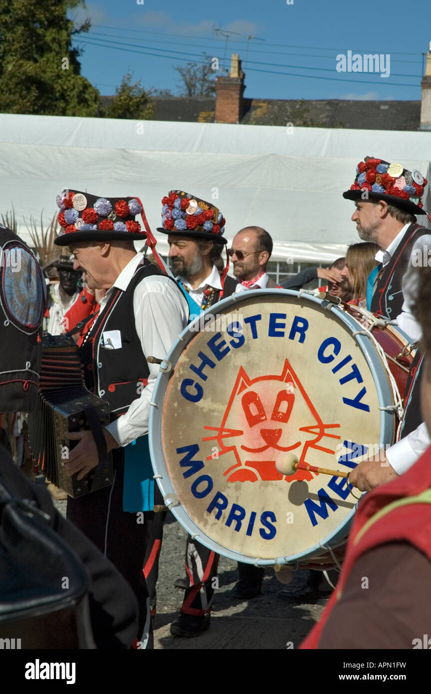 Musicians from the Chester City Morris Men accompanying dancers Stock ...