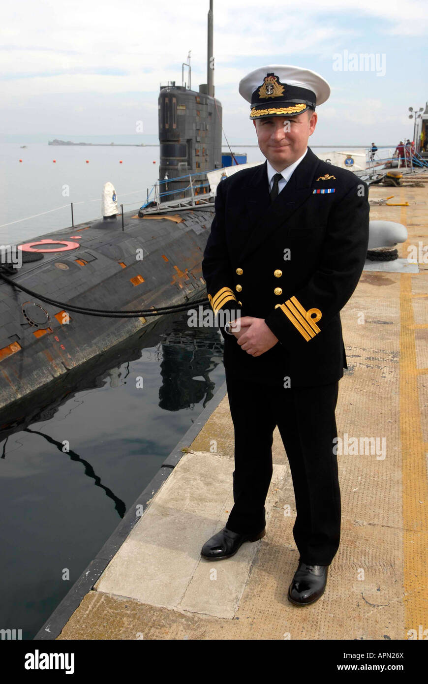 HMS Tireless nuclear submarine (S88) and Commander Edward G Ahlgren ...