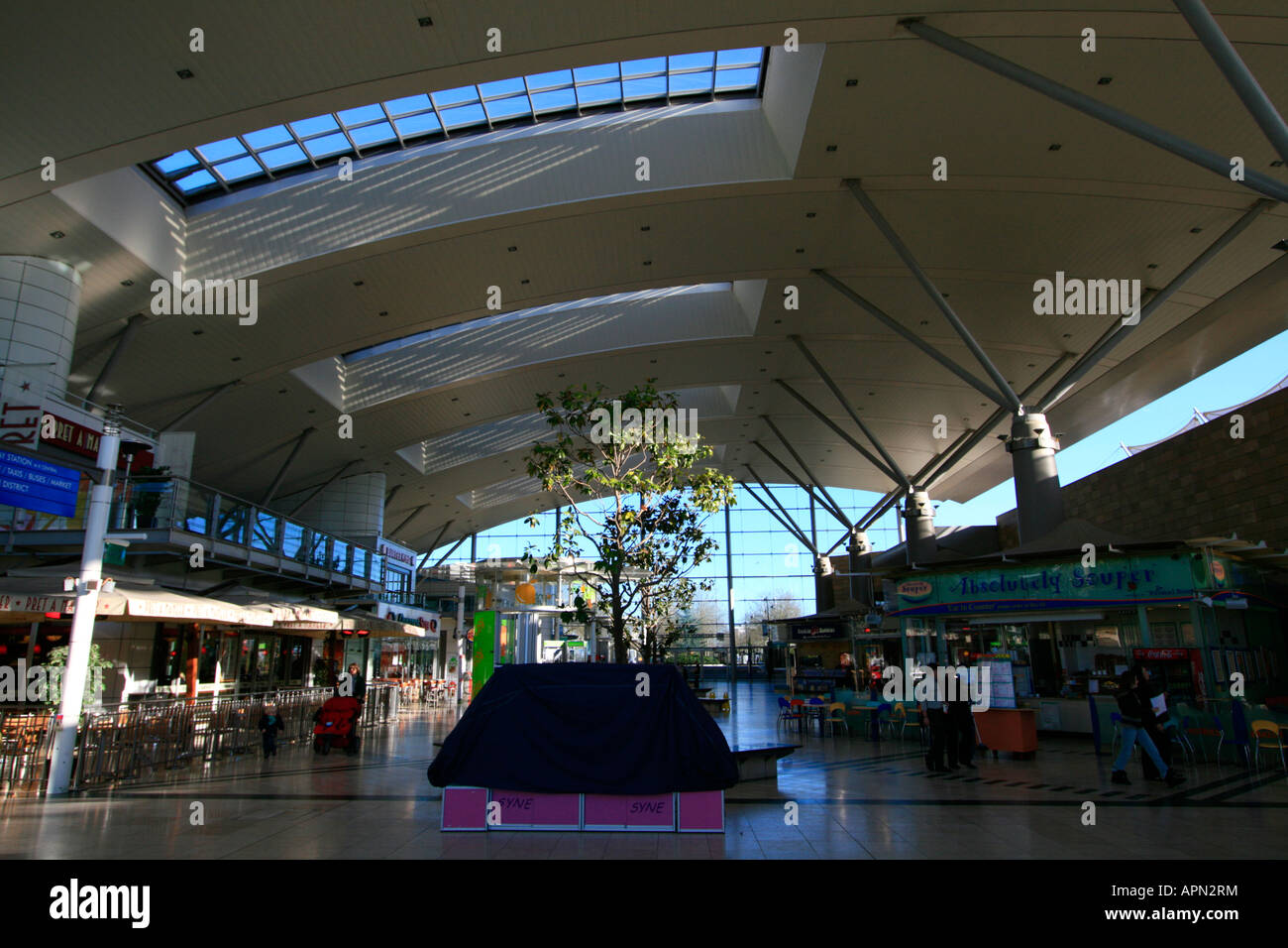 midsummer place shopping mall entrance Milton Keynes town centre ...