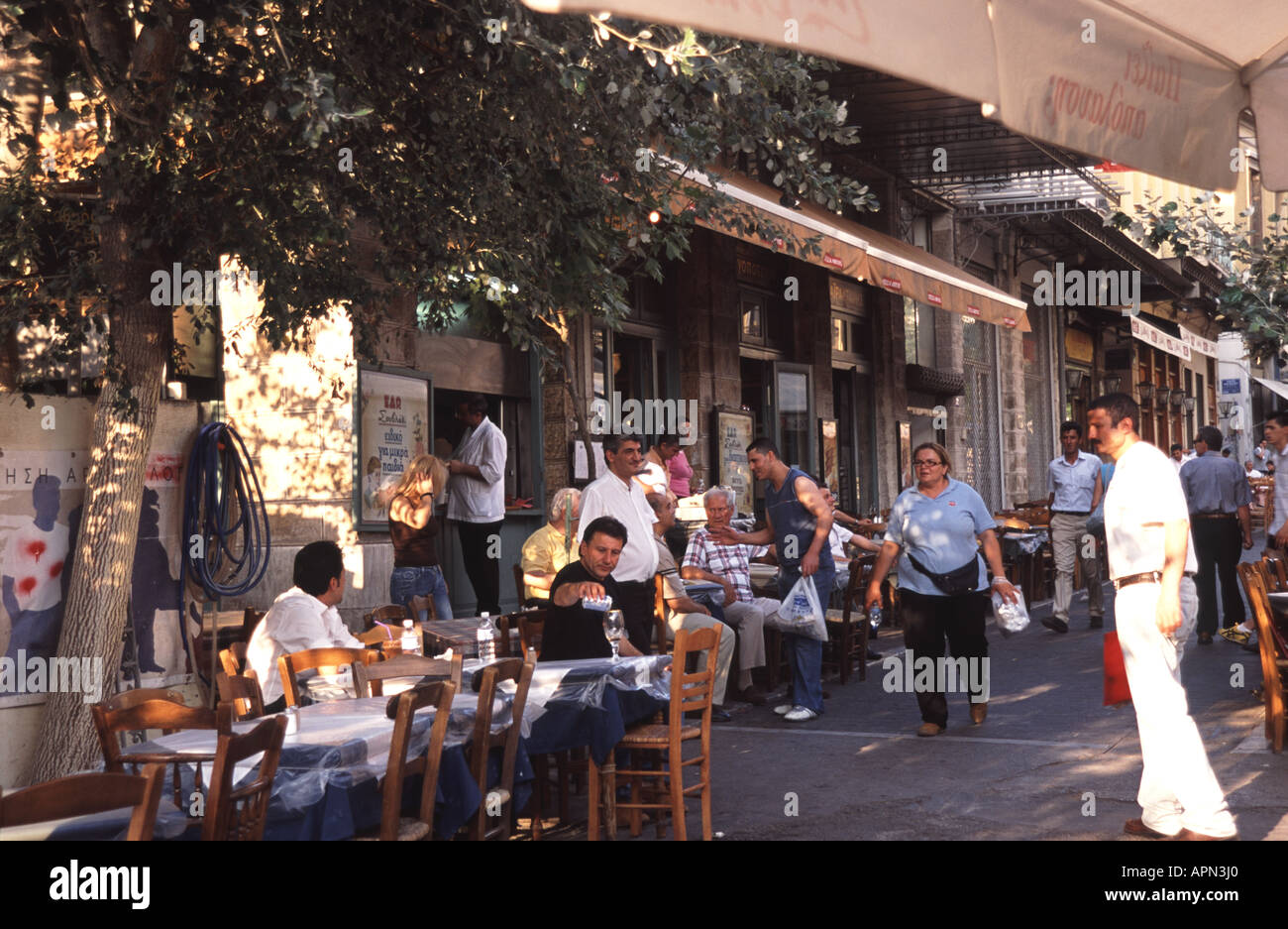 Gyros athens hi-res stock photography and images - Alamy