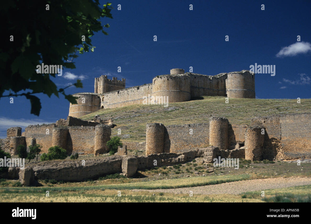 13 c castle hi-res stock photography and images - Alamy