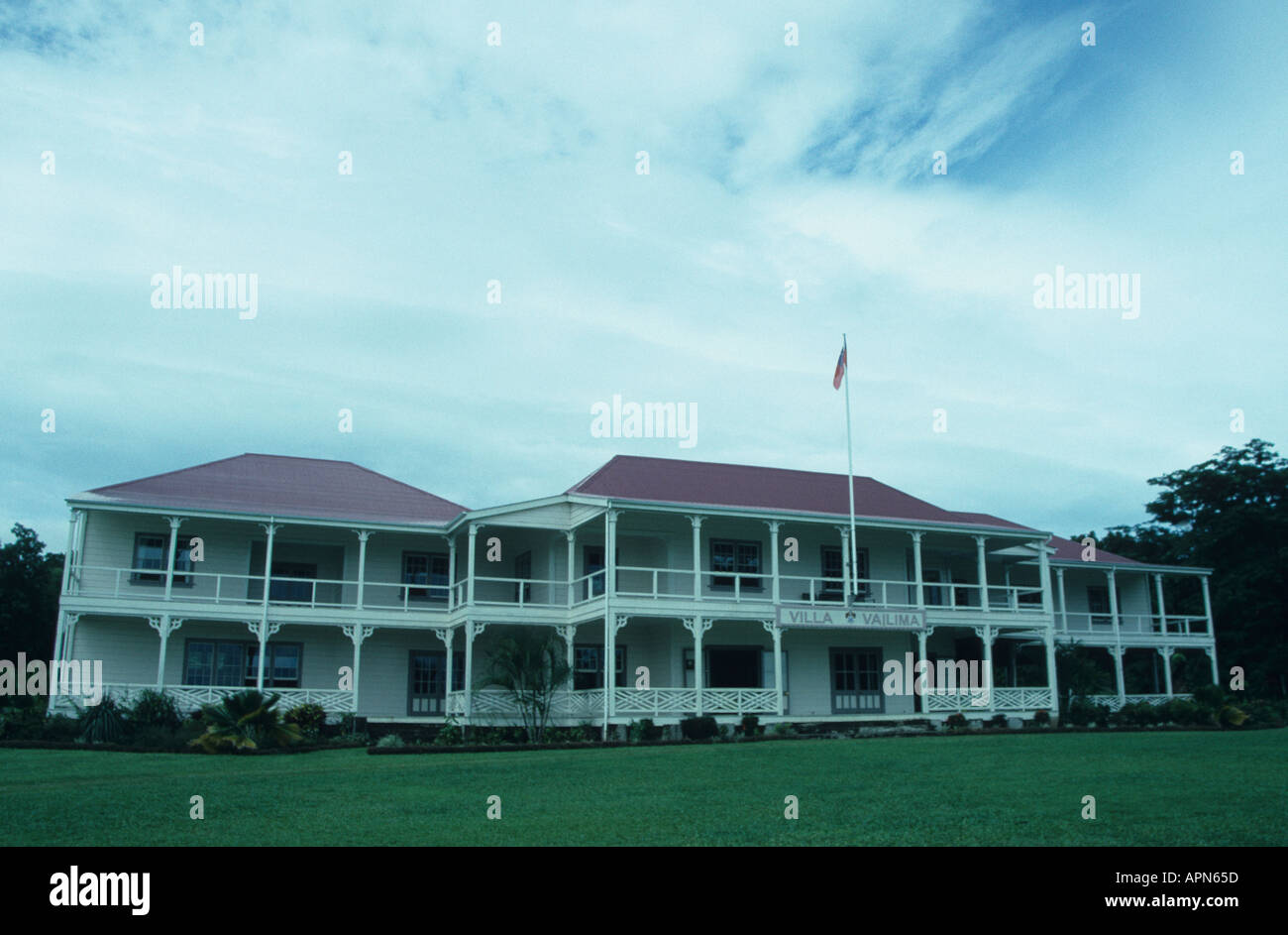 Samoan family home hi-res stock photography and images - Alamy