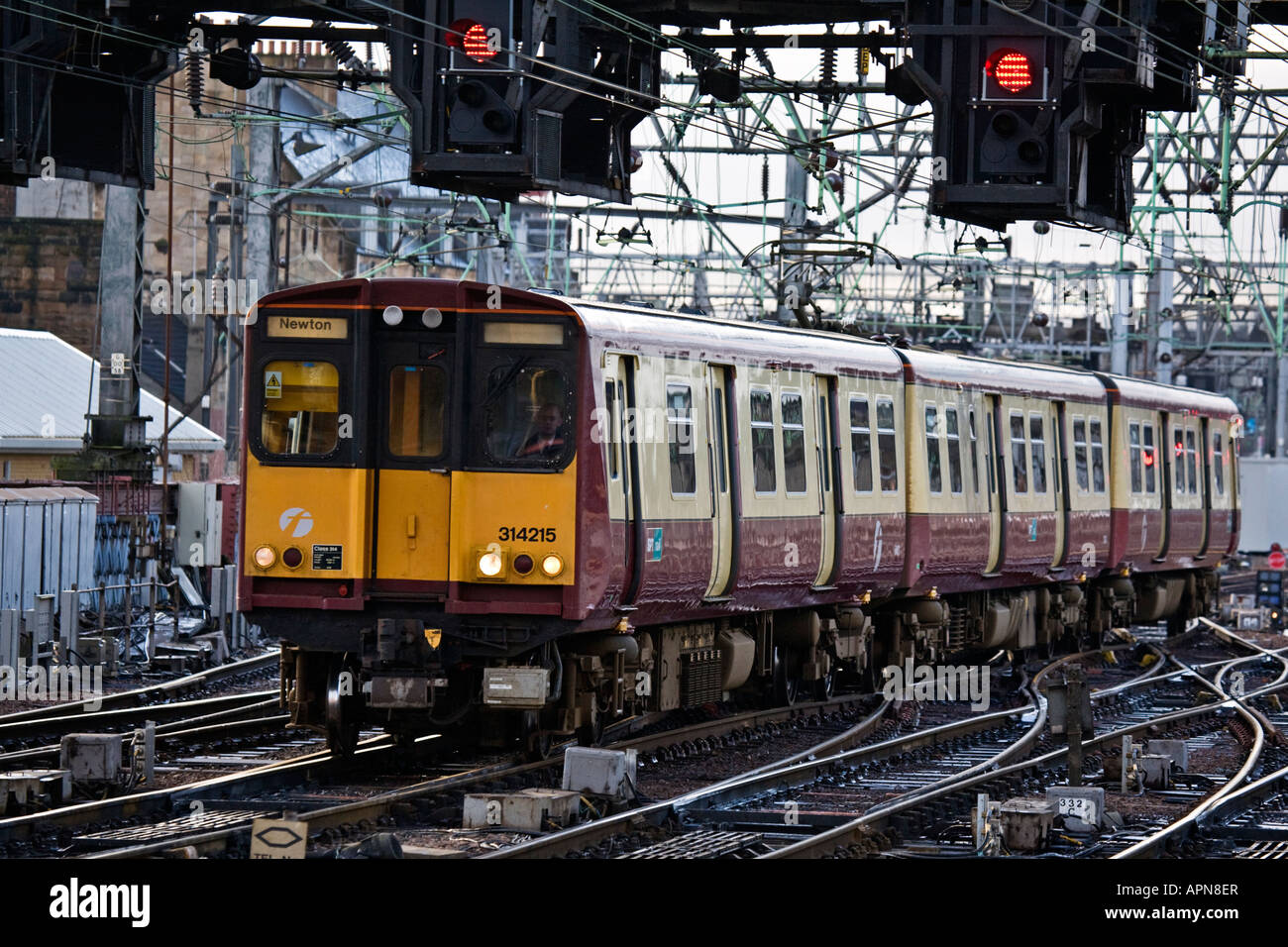 An STP commuter train approaching Glasgow Central railway station ...