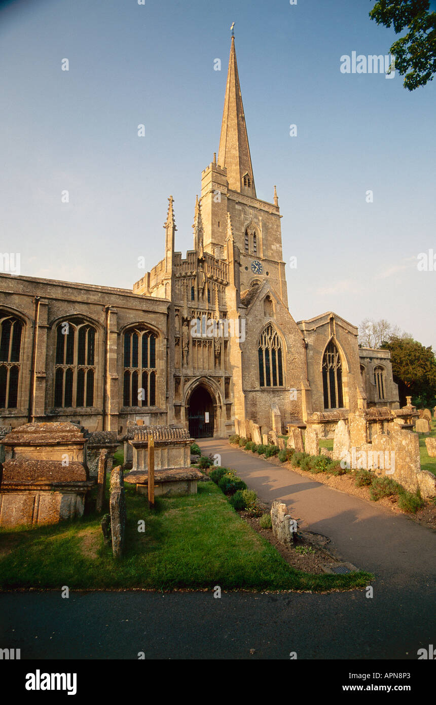 Burford parish church in burford hi-res stock photography and images ...