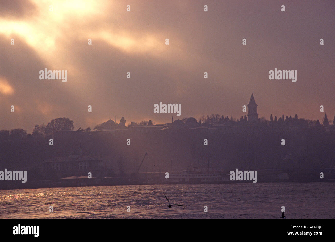 ISTANBUL Winter sun on Topkapi Palace and the Golden Horn Stock Photo ...
