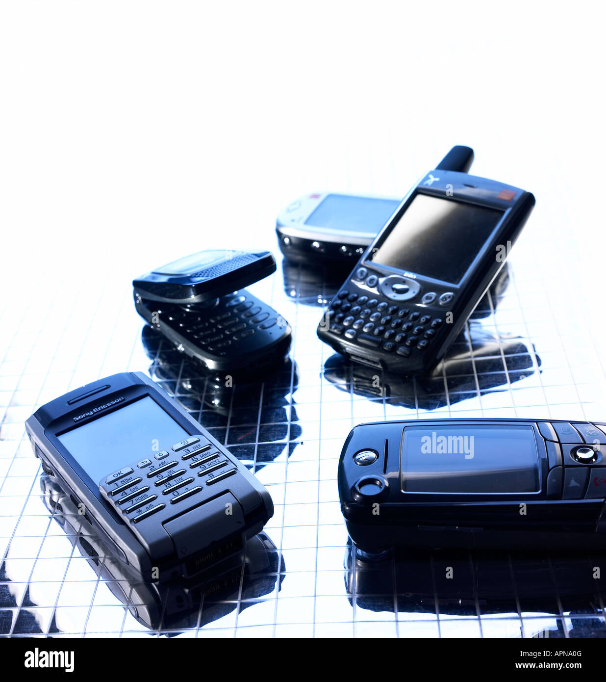 Many phones hi-res stock photography and images - Alamy