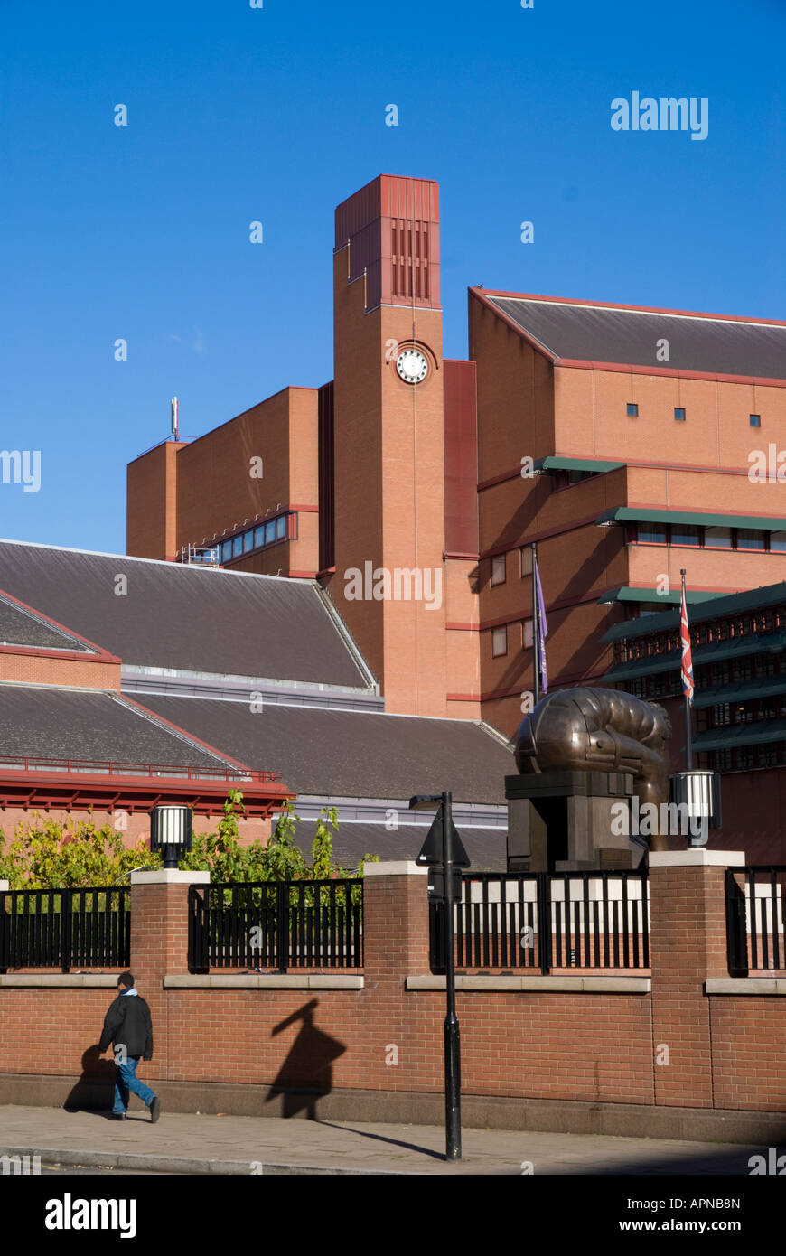 UK England London british library exterior Stock Photo - Alamy