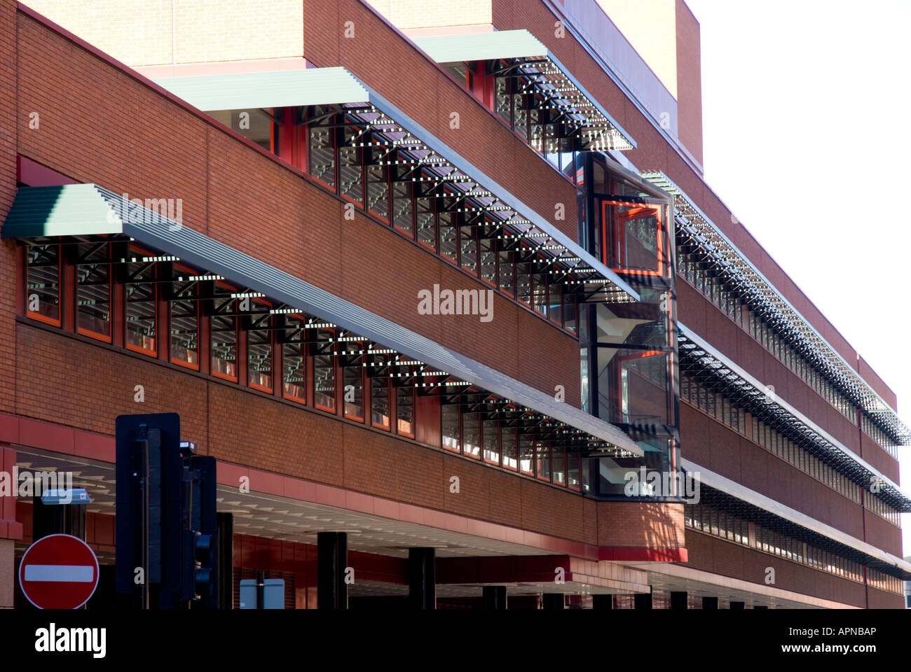 UK England London british library exterior Stock Photo - Alamy