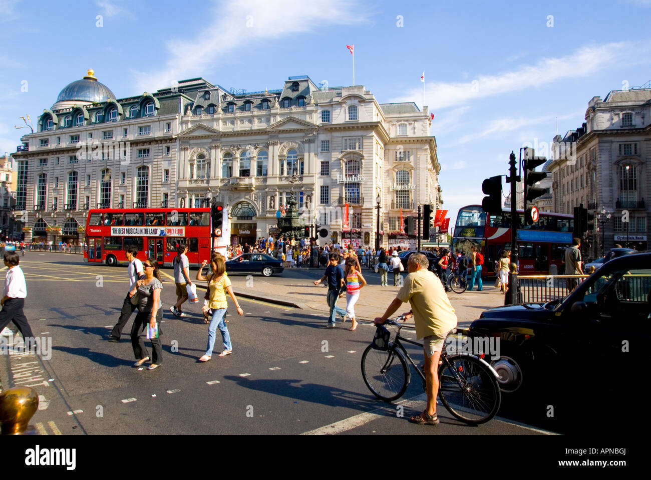 Europe UK england London 2007 lillywhites Stock Photo - Alamy