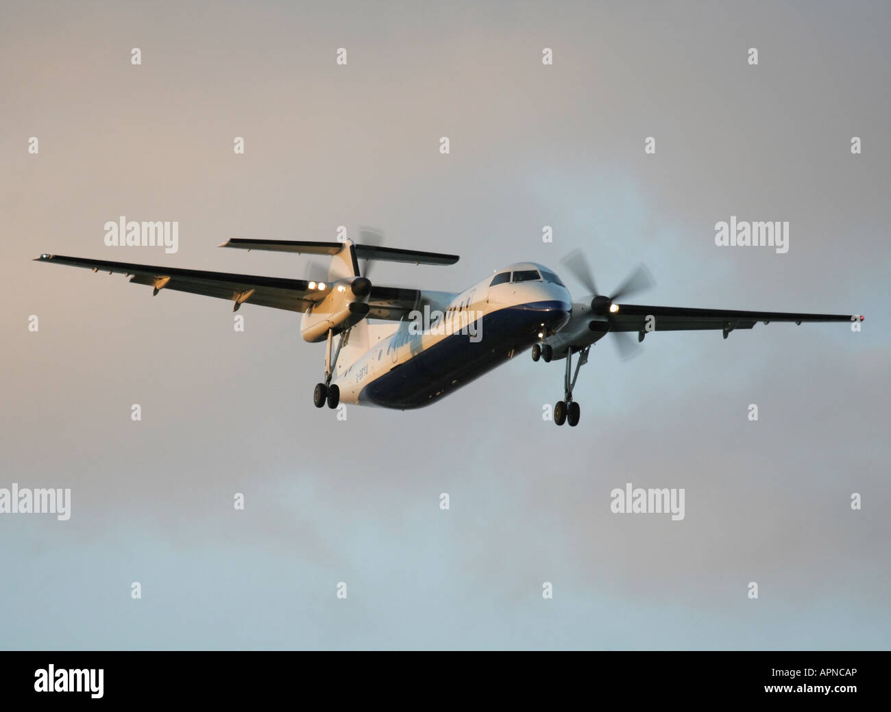 Two propeller plane flying front hi-res stock photography and images ...