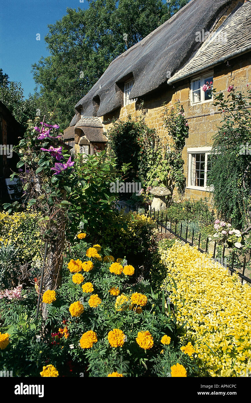 Ilmington gardens hi-res stock photography and images - Alamy