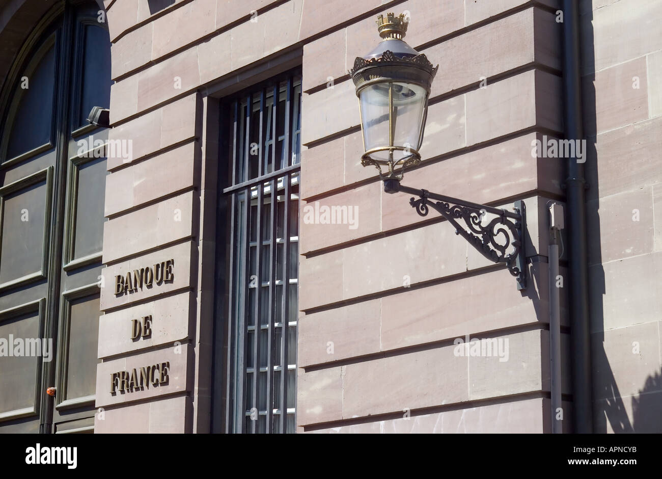BANQUE DE FRANCE, NATIONAL BANK BUILDING ENTRANCE, STREET LIGHT, PLACE ...