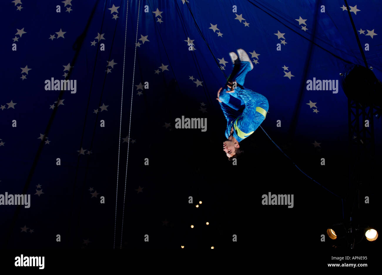 Flying acrobat hi-res stock photography and images - Alamy
