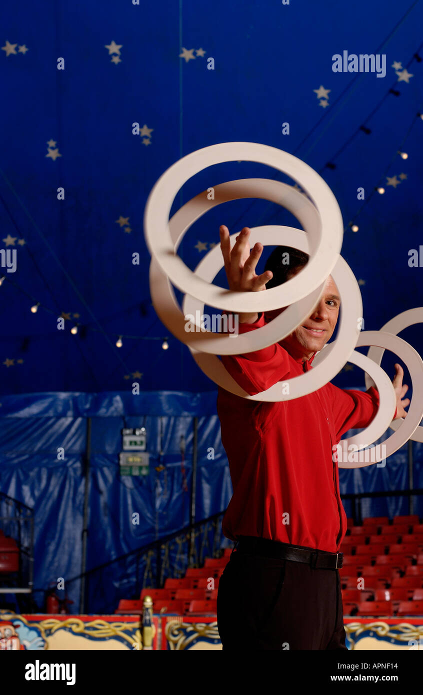 Circus rings hi-res stock photography and images - Alamy