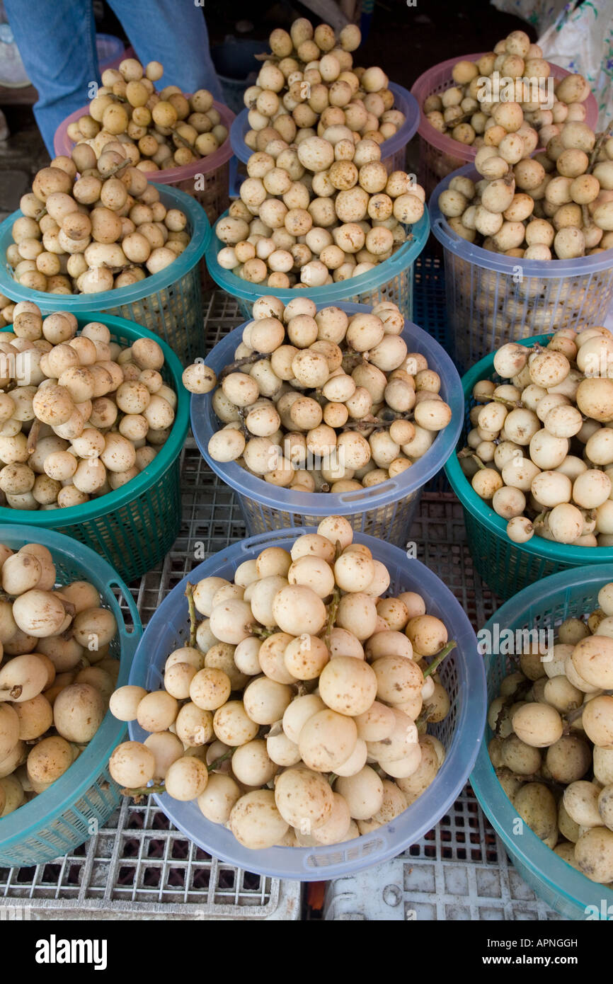 Langsat fruits for sale Malaysia Stock Photo - Alamy