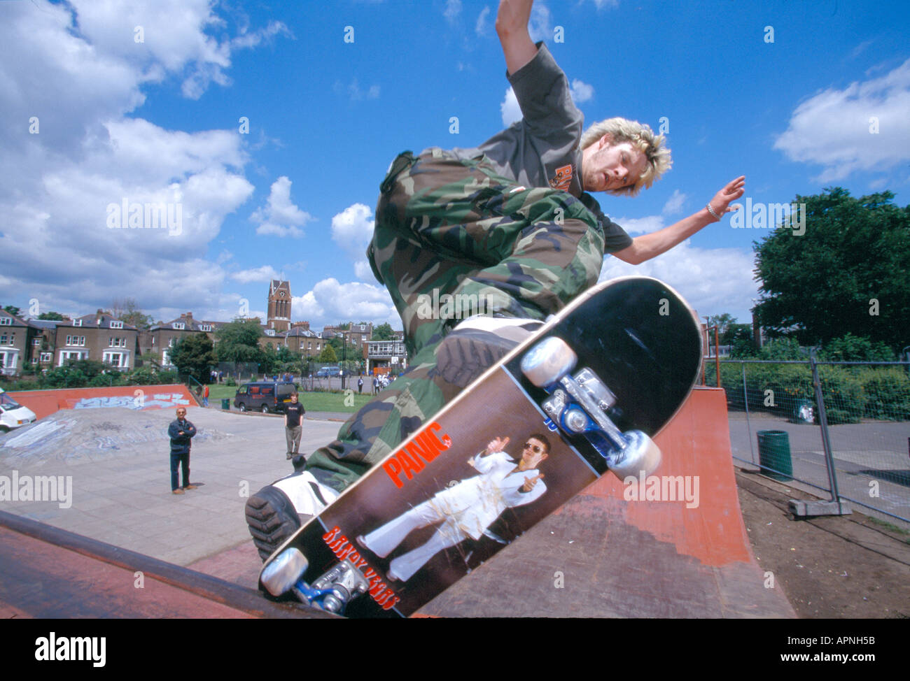 Skateboarder action hi-res stock photography and images - Alamy