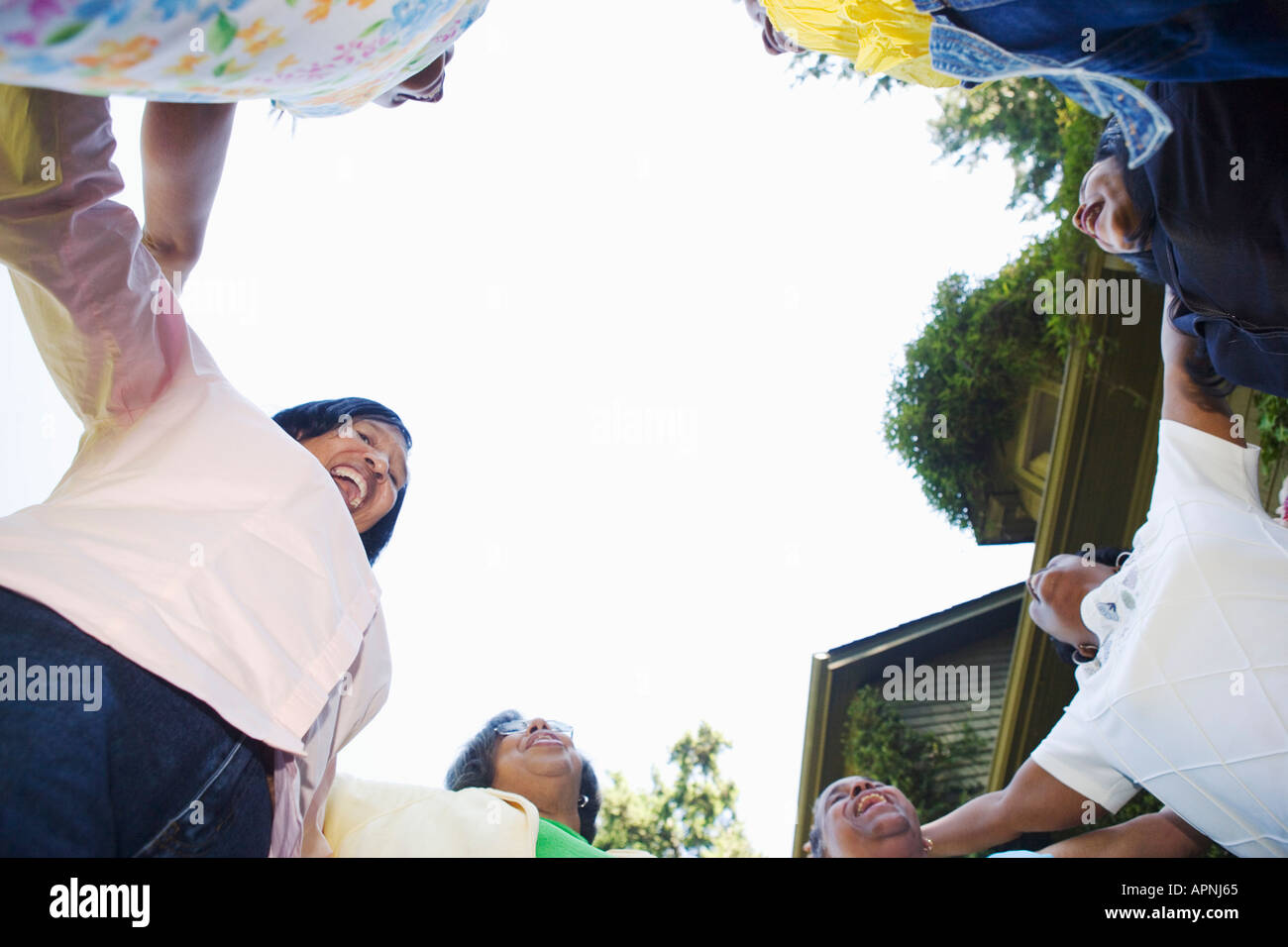Women in a circle hi-res stock photography and images - Alamy