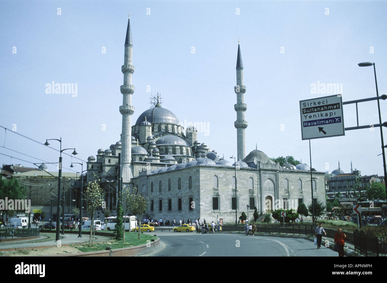 The Yeni Cami (New Mosque) Mosque Istanbul Turkey Stock Photo - Alamy