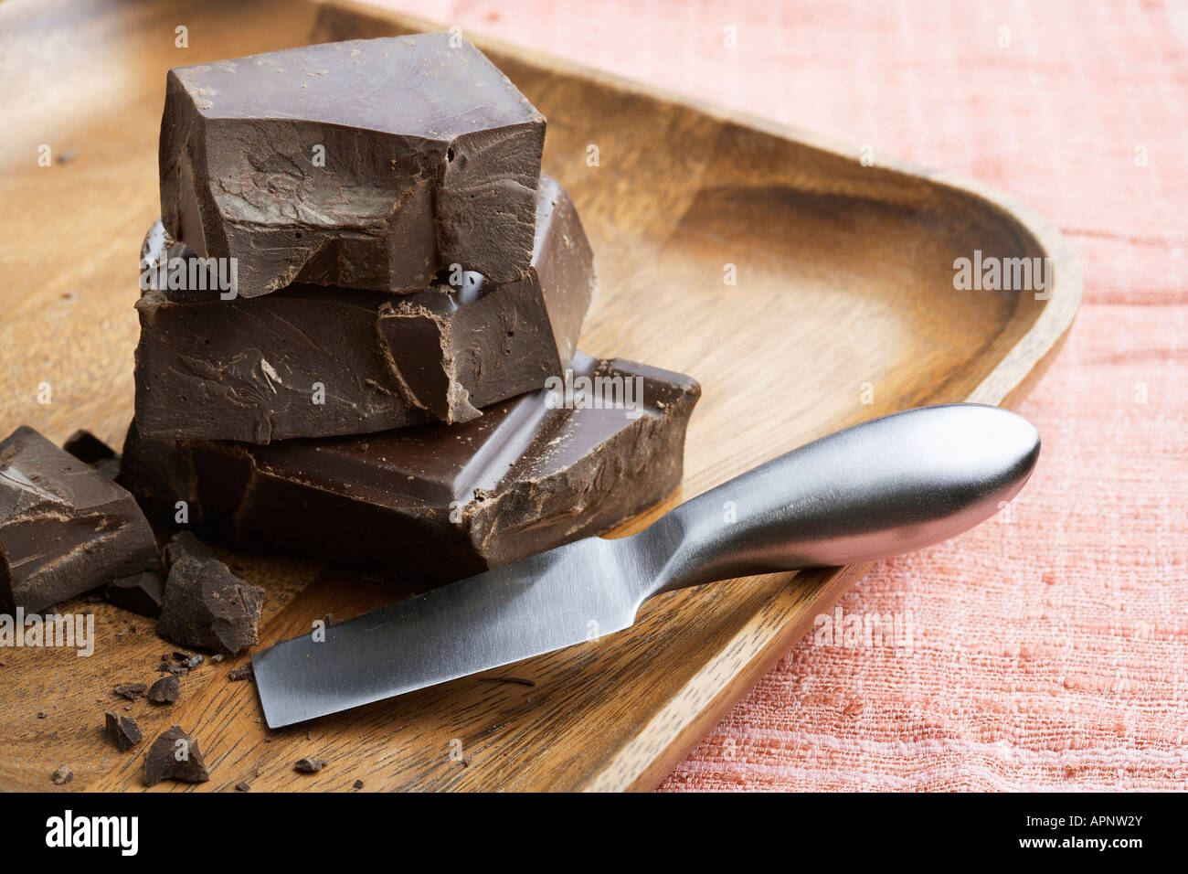 Dark chocolate pieces hi-res stock photography and images - Alamy