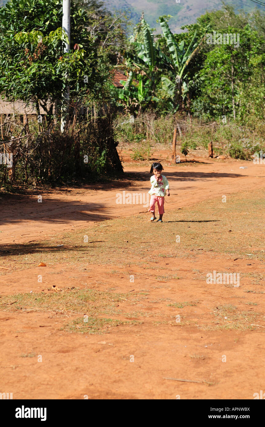 Vietnam girl rural hi-res stock photography and images - Alamy