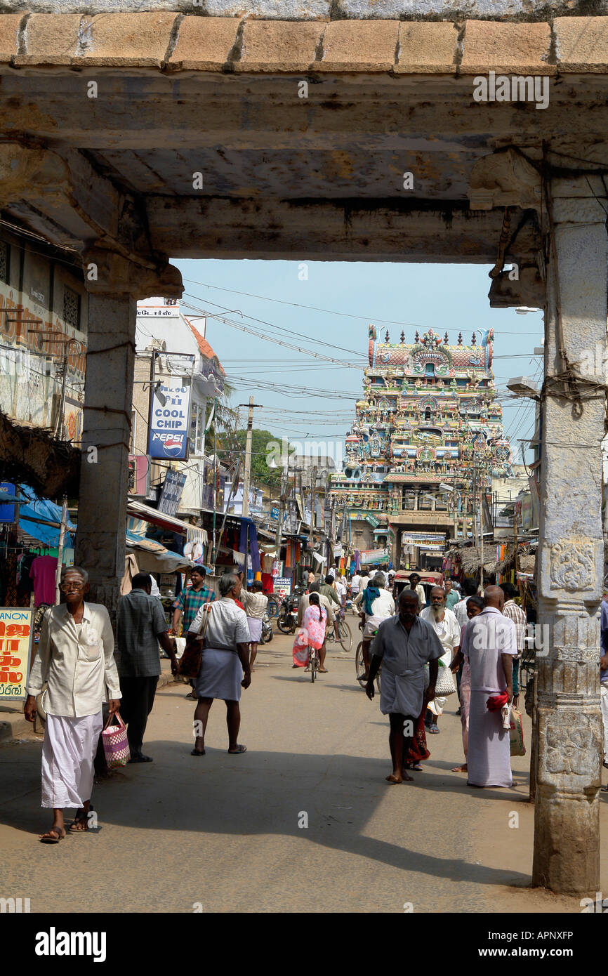 trichy street leading to the sri ranganathaswamy temple Stock Photo - Alamy