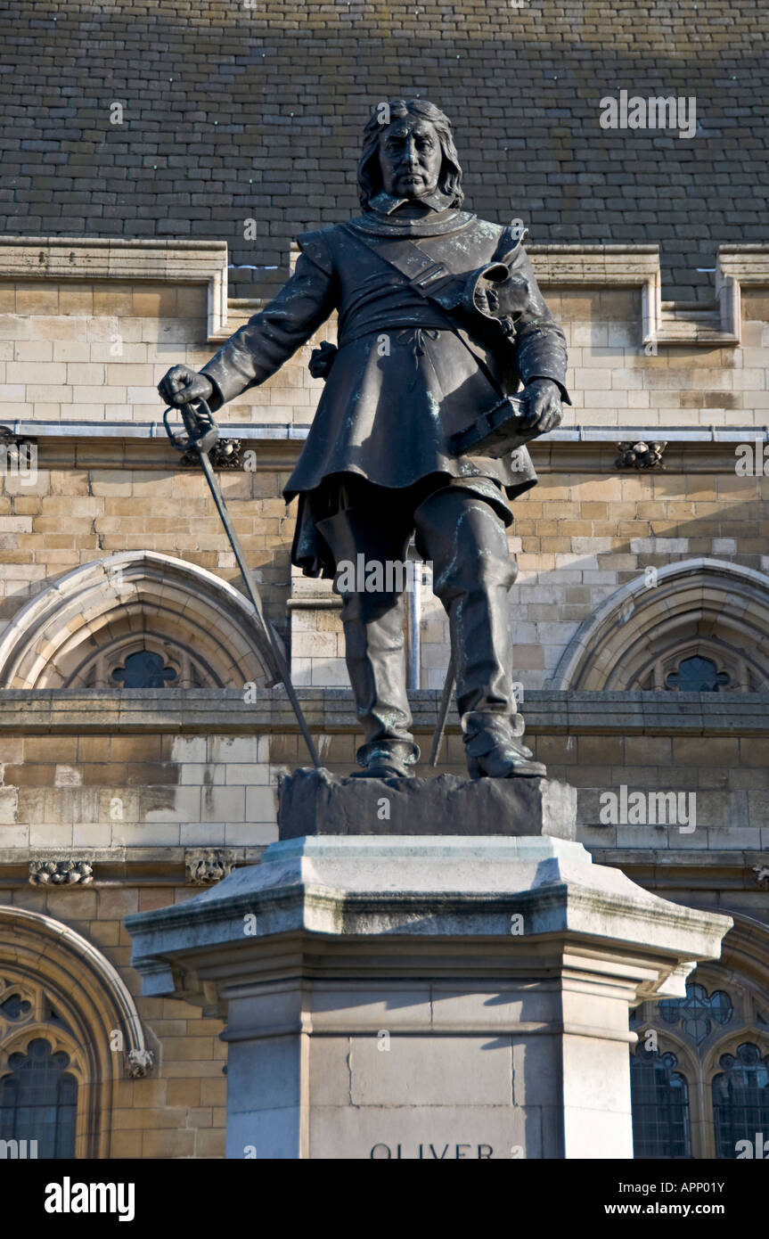 Oliver cromwell site hi-res stock photography and images - Alamy