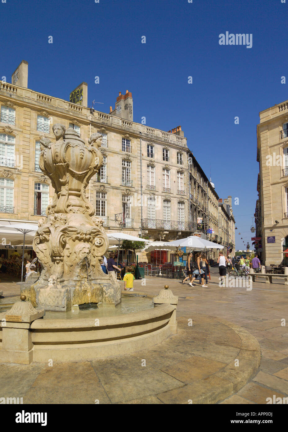 [Place du Parlement] Bordeaux France French city Stock Photo - Alamy