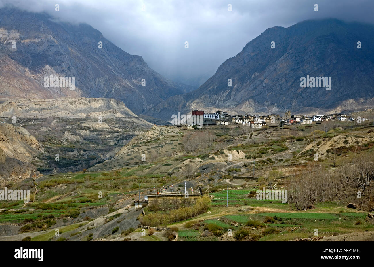 Jharkot village. Annapurna circuit trek. Mustang. Nepal Stock Photo - Alamy