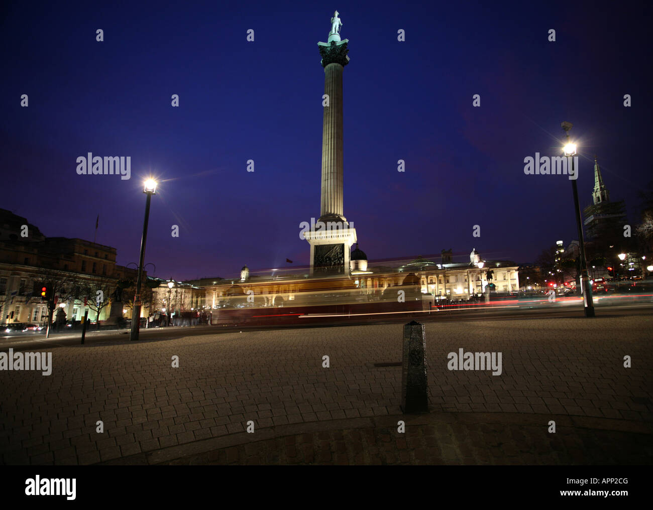 Trafalgar square garden hi-res stock photography and images - Alamy