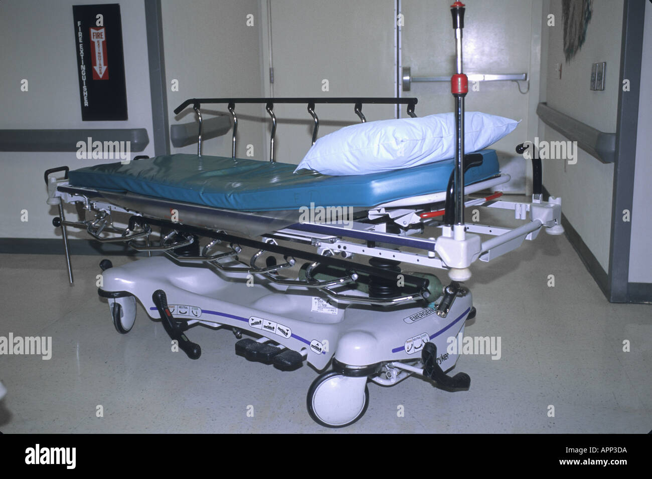 Empty Hospital Gurney Stock Photo - Alamy