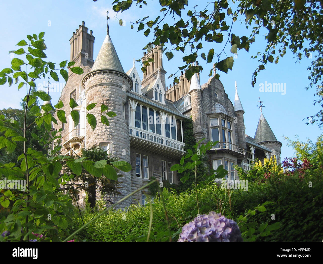 Plas menai hi-res stock photography and images - Alamy