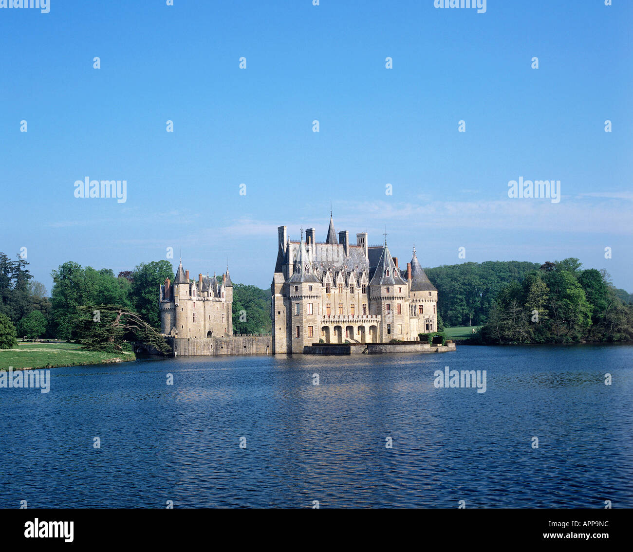 The 15th century Chateau de la Bretesche with its low crenellated ...